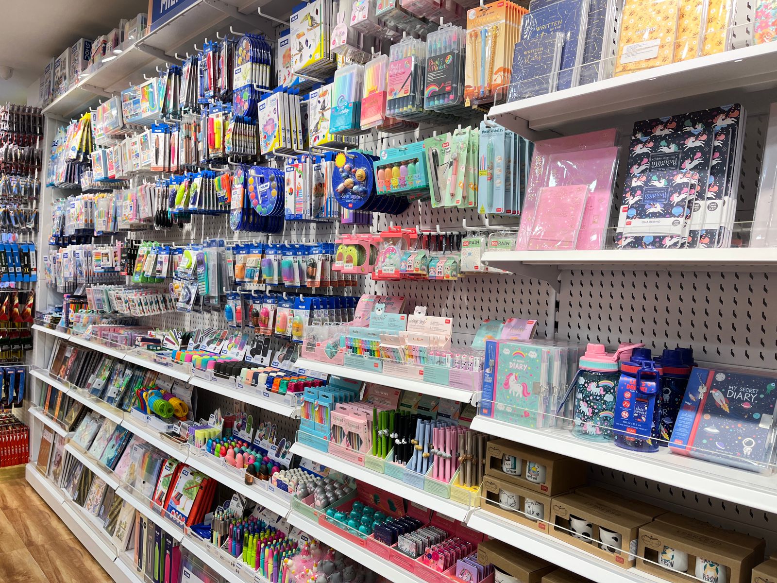 Crossword – Oberoi Mall